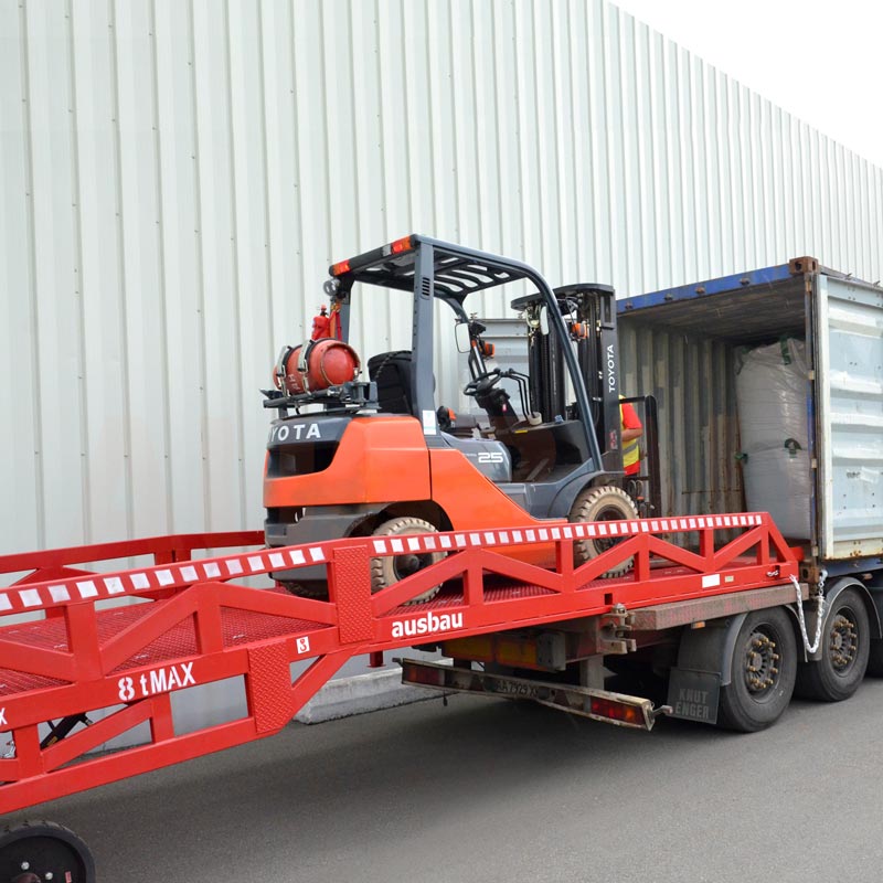 Mobile loading ramp and fixed ramp to order - AUSBAU